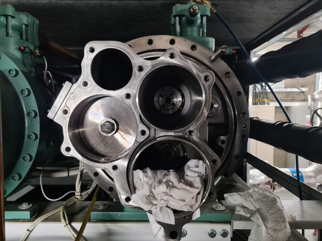 BITZER SCREW COMPRESSOR LOADING PISTON SEAL CHANGE
